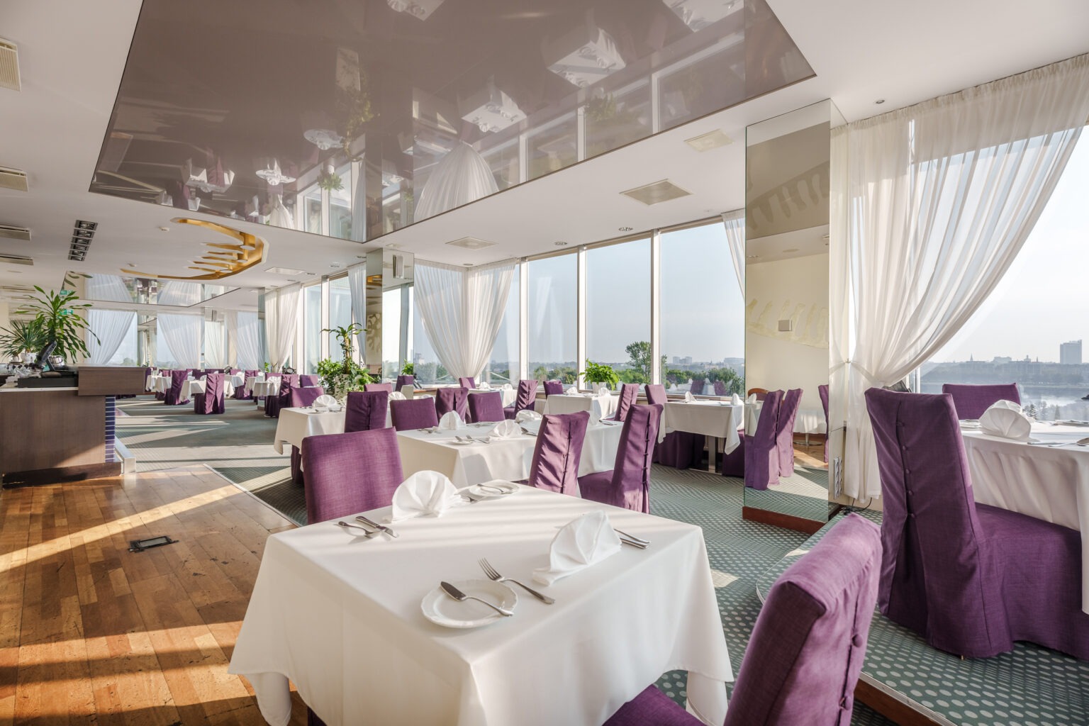 Restaurants/bars | Riga Islande Hotel